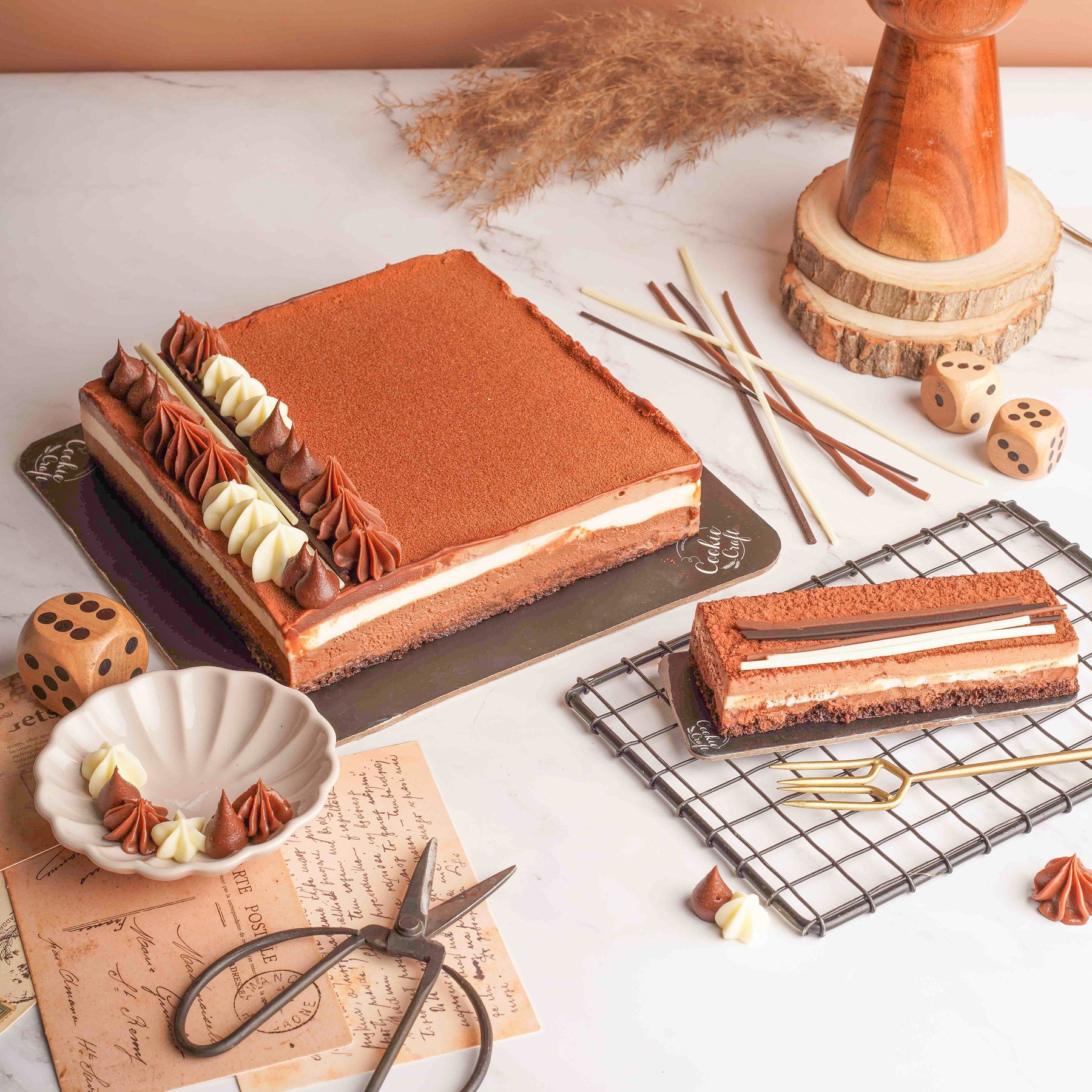 TRIO OF CHOCOLATE CAKE – ilovecookiecraft